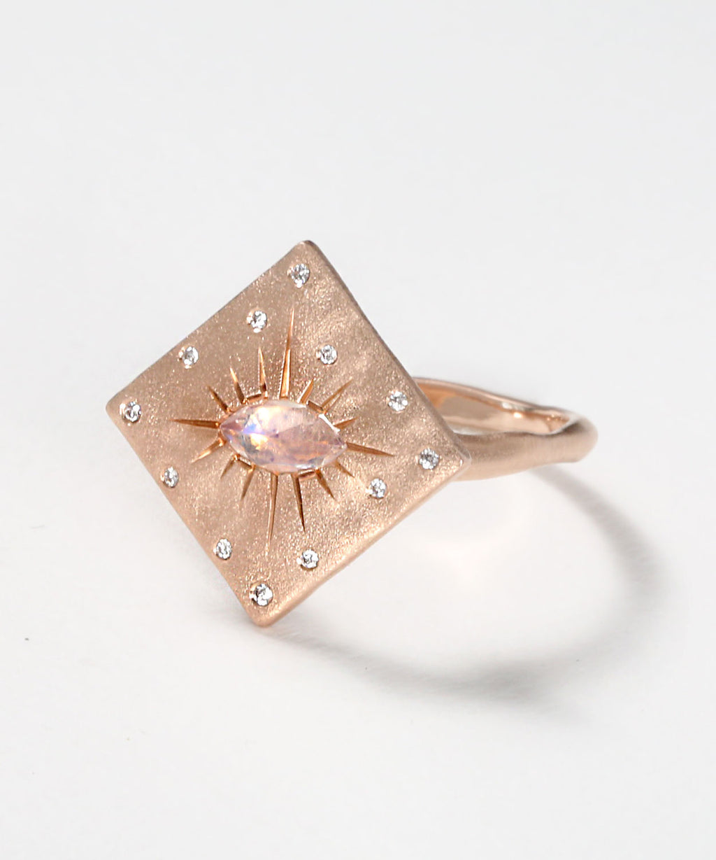 Third Eye Pyramid Ring – Sirciam Jewelry